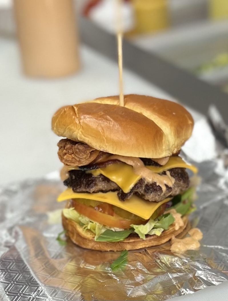 1 Up Burger Food Truck - Port Richey - Roaming Hunger
