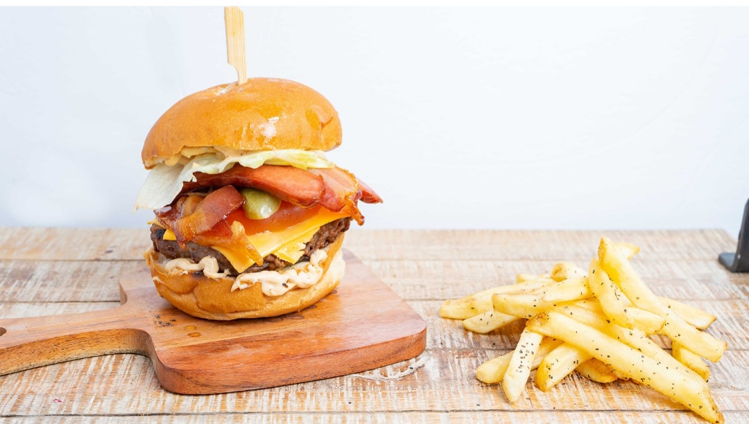 BurgerHolic - Vancouver - Roaming Hunger