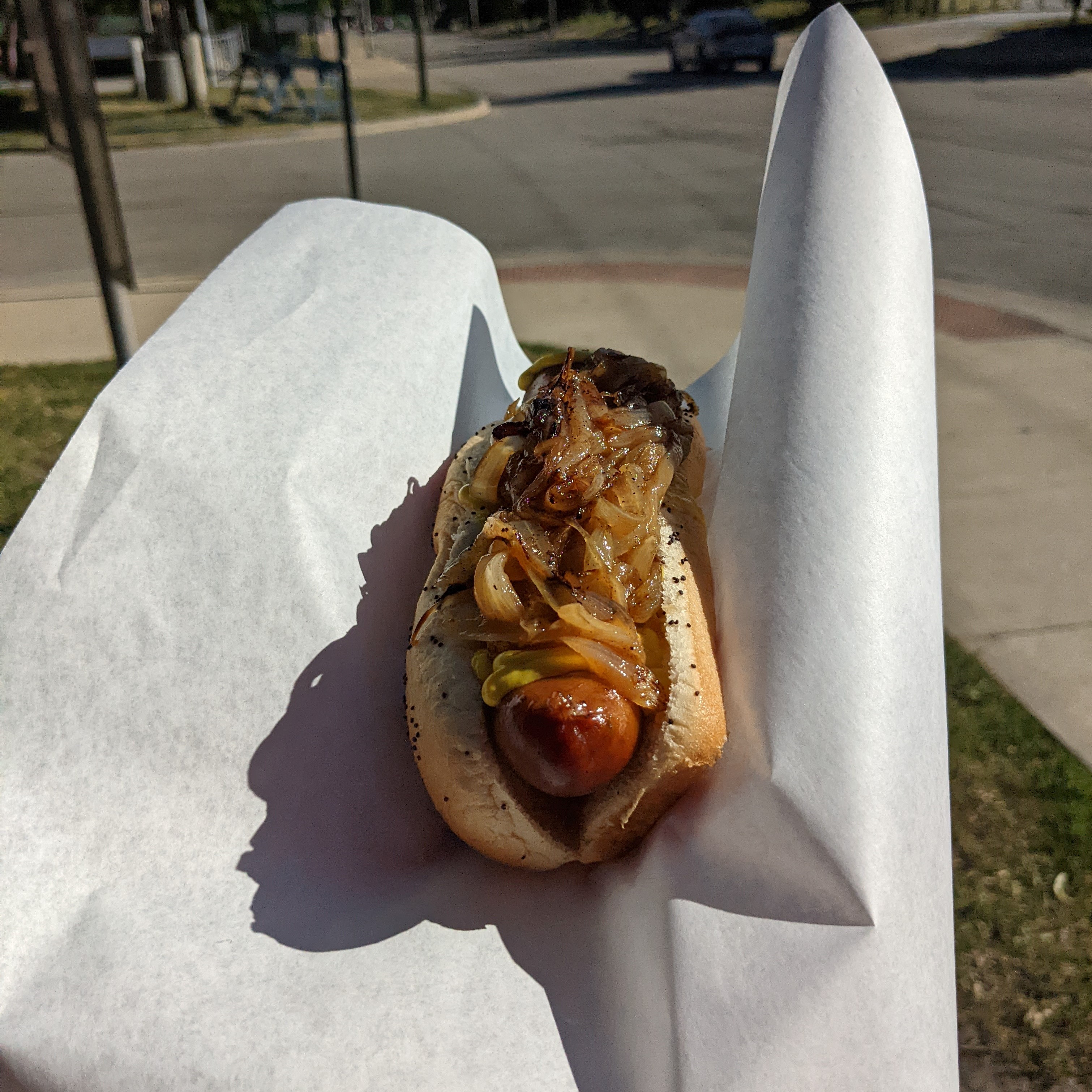 More Than Dawgs - Chicago - Roaming Hunger