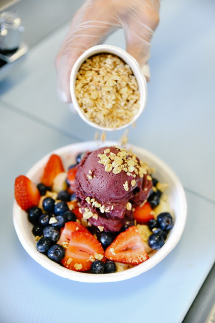 Fro Yo By The Sea - San Diego - Roaming Hunger